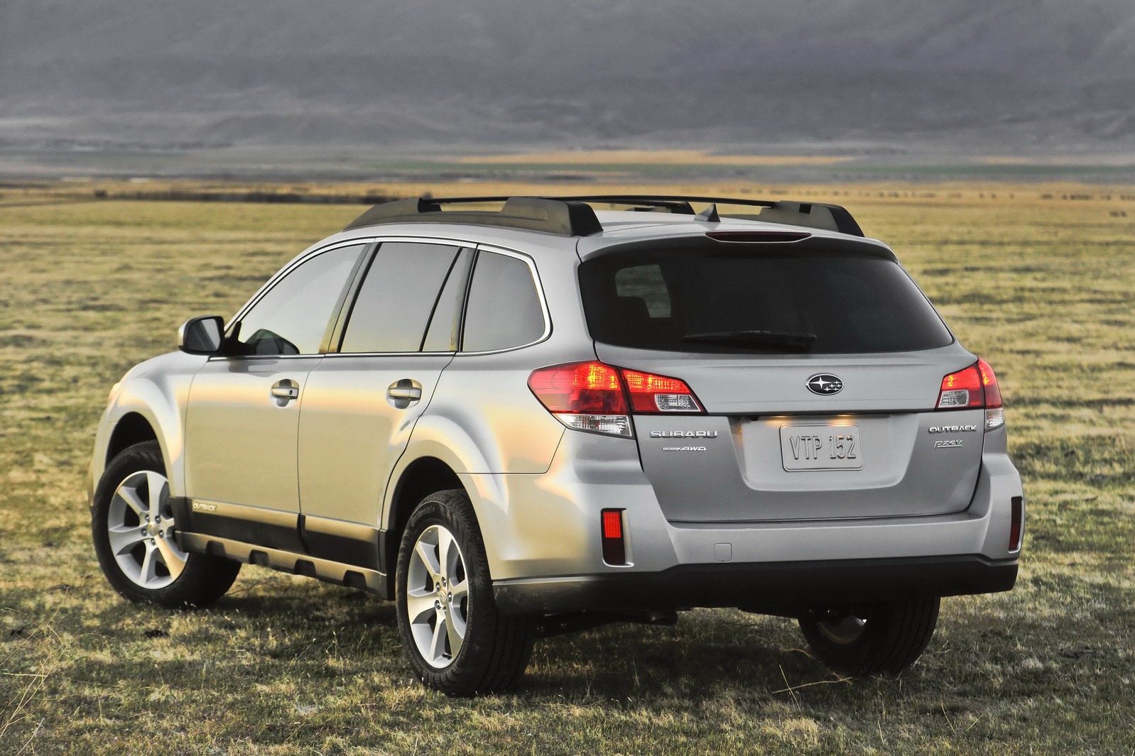 Subaru Outback Facelift 2012 - Subaru - Autopareri